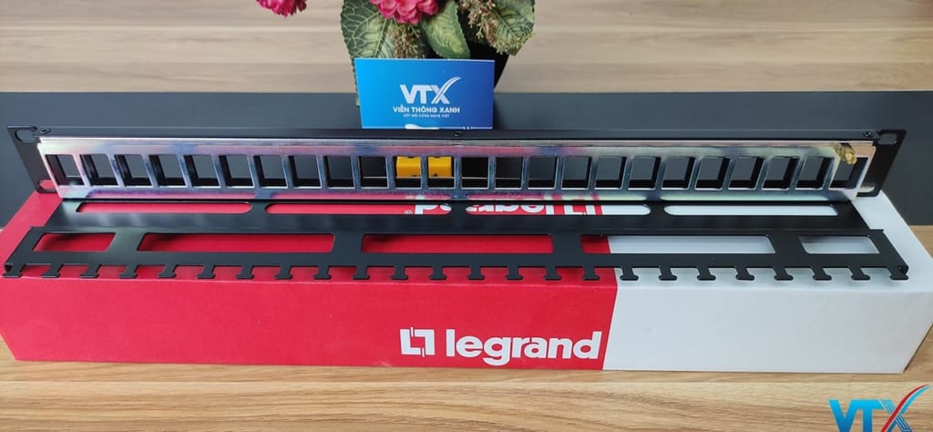 Giới thiệu về Patch Panel Legrand » Viễn Thông Xanh